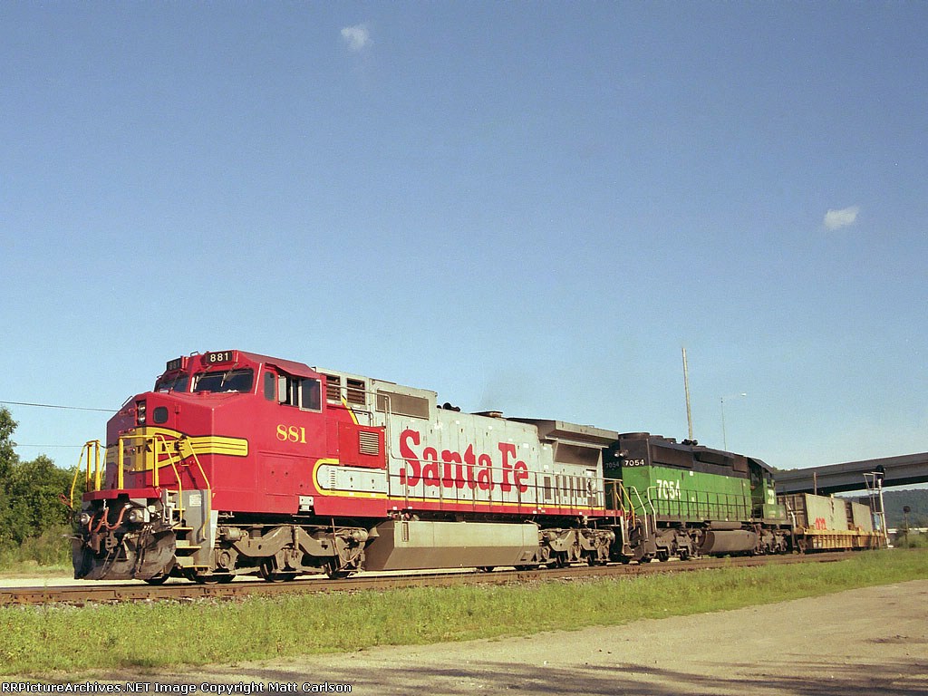 ATSF 881